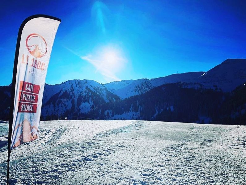 Le 1600 café - Samoëns, station de ski et village authentique en Haute ...